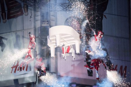 15 Unique Entertainment Ideas To Wow Your Guests