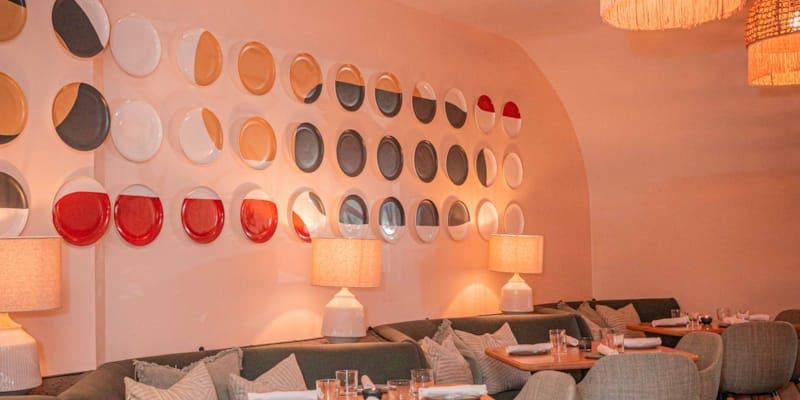 Byblos Uptown, Toronto, Restaurants