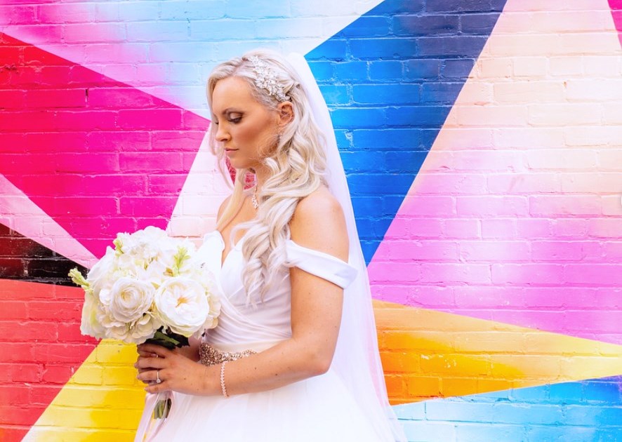 Holly Wasser, Halton Hills, Hair & Makeup