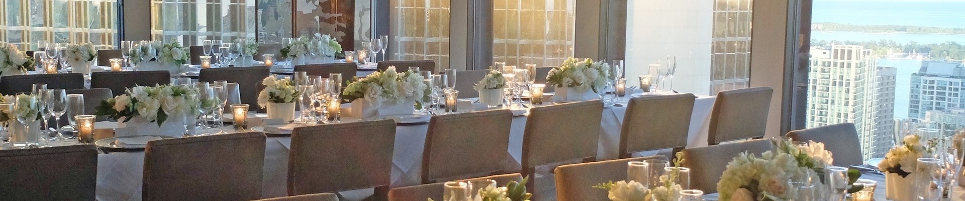 Stratus Restaurant, Toronto, Restaurants